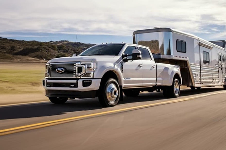 Ford Super Duty 2025 6.7L F-350 XLT Regular Cab Price, Photos, Spec